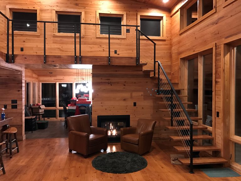 Closed vs. Open Riser Stairs—Which is Best?